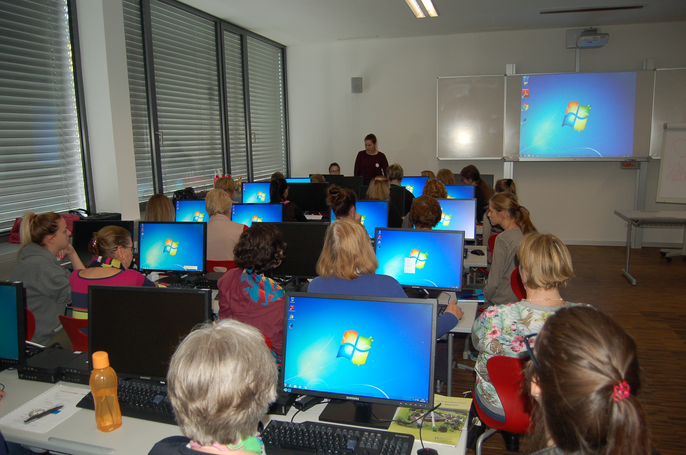 PC Einsteiger Kurs - Jetzt werden die Schüler zu Lehrenden ...