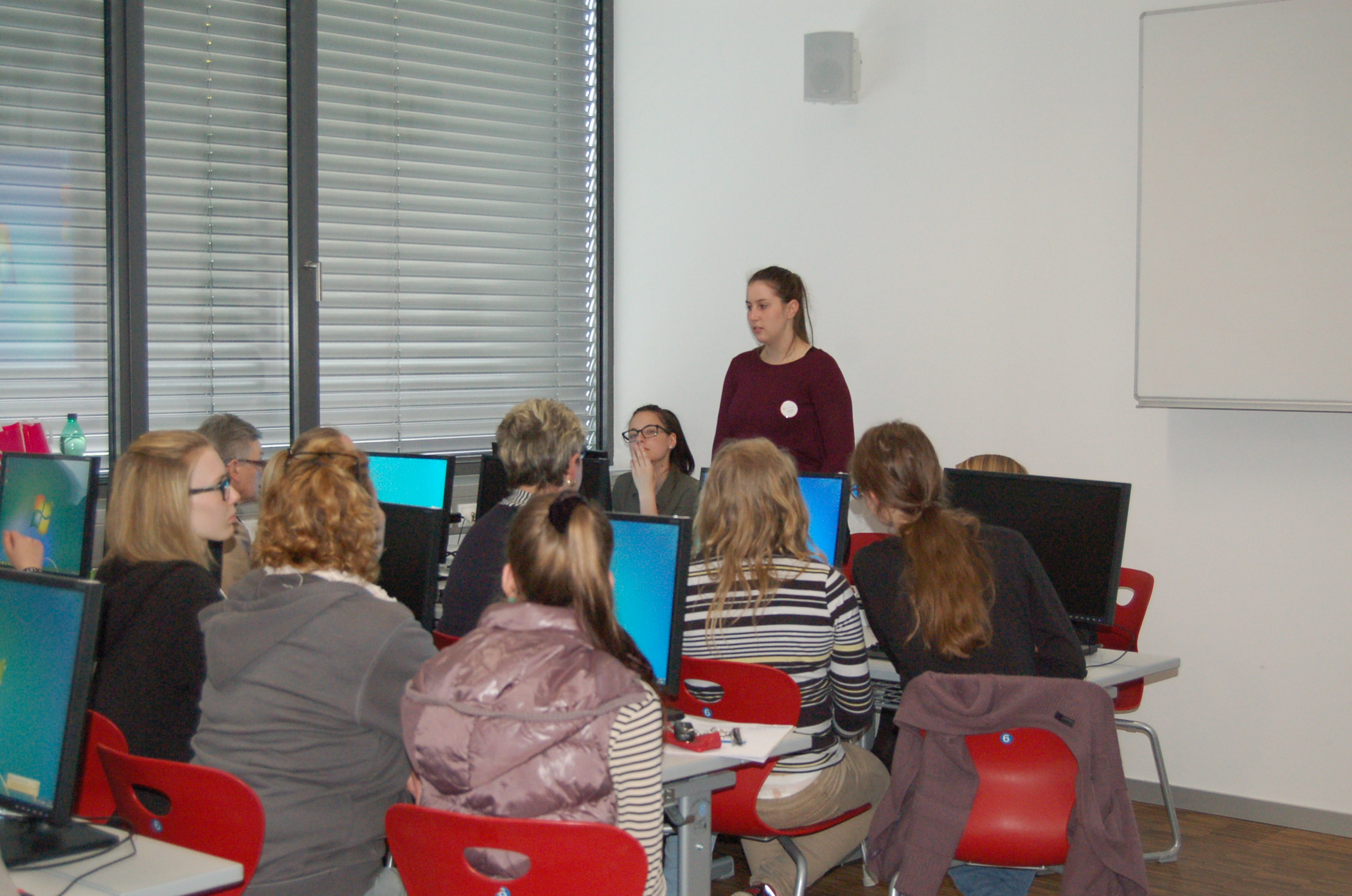 PC Einsteiger Kurs - Jetzt werden die Schüler zu Lehrenden ...