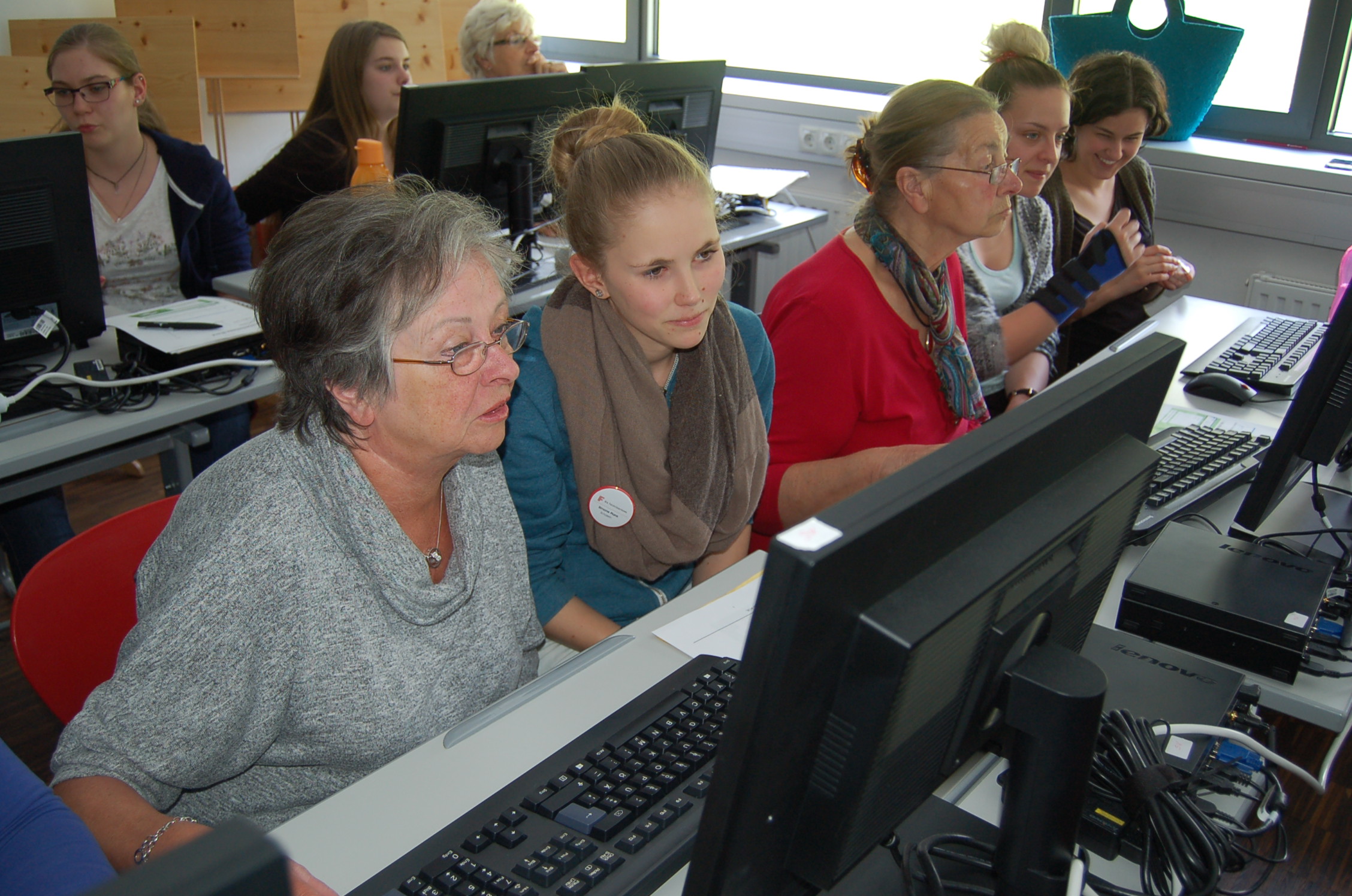 PC Einsteiger Kurs - Jetzt werden die Schüler zu Lehrenden ...