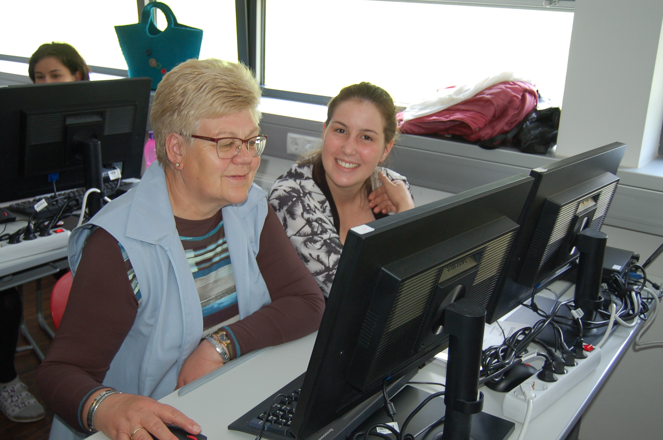 PC Einsteiger Kurs - Jetzt werden die Schüler zu Lehrenden ...